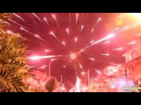 Neighborhood fireworks fail 2021 - YouTube
