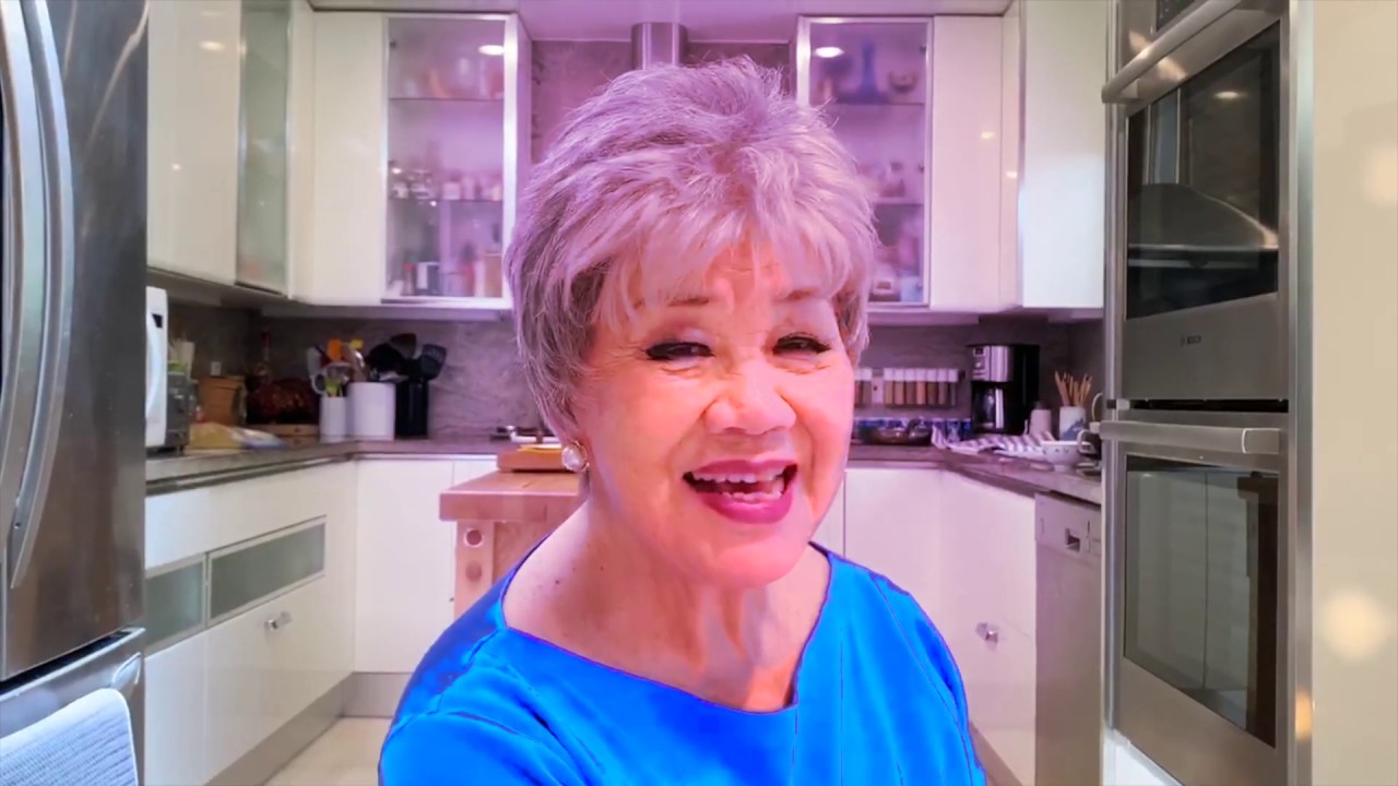 How to Bake 19 COVID Cookies - YouTube