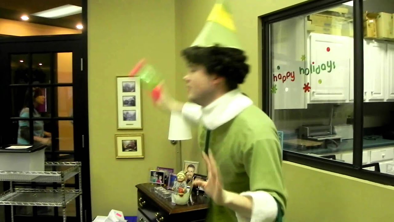 Buddy the Elf Meets Gina Bean!!!!!!!!! - YouTube