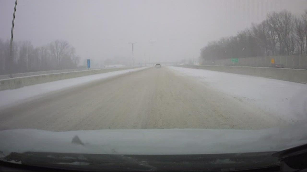 Winter storm Thursday 11 a.m. update: Road conditions near downtown Indianapolis - YouTube
