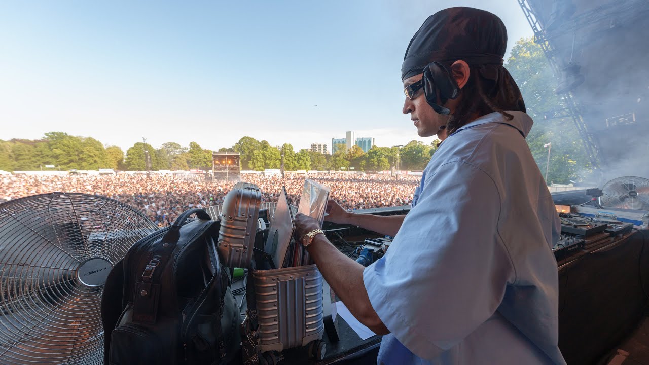 PAWSA IN THE PARK LONDON 2025 - YouTube