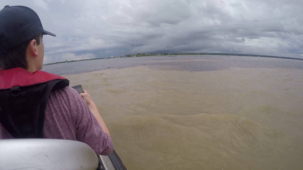 Amazon River Murky Water and Clear Water Meet - YouTube
