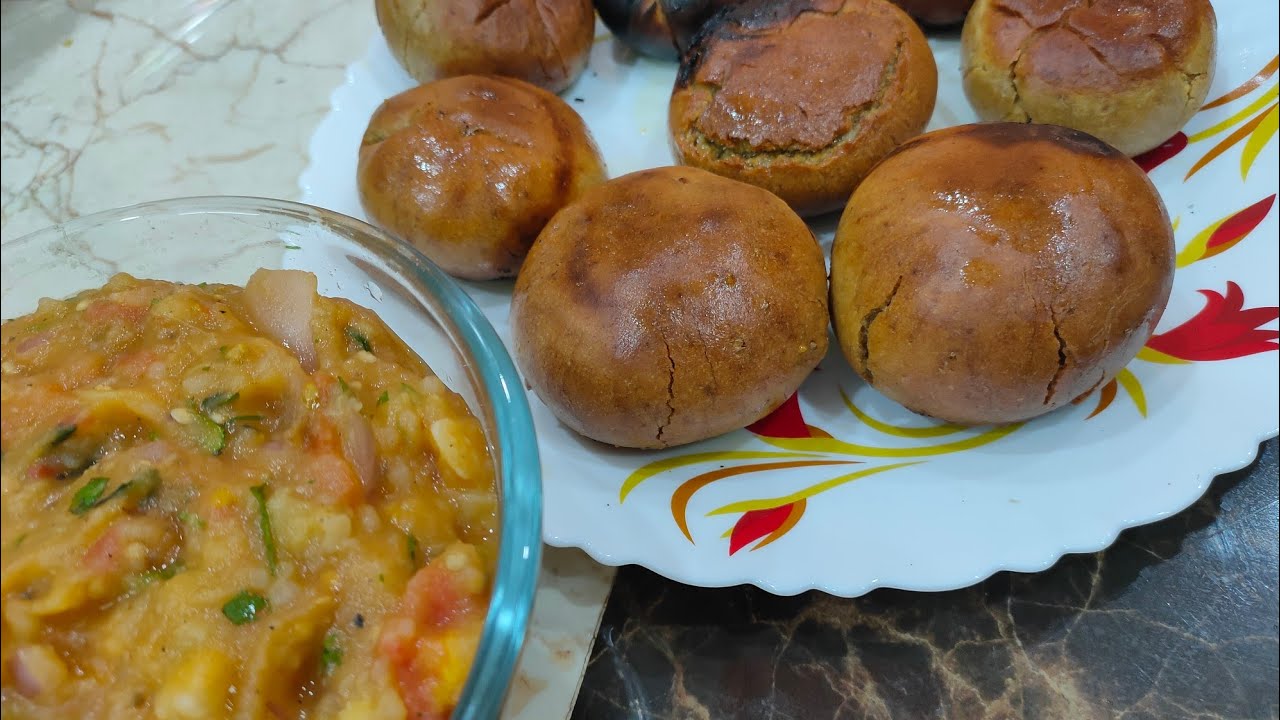 Litti chokha | लिट्टी चोखा | Easy way to prepare litti chokha at home ...