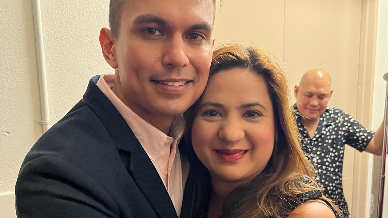 Tom Rodriguez is so charming, handsome ♥️- Phil expo show in Carson CA ...