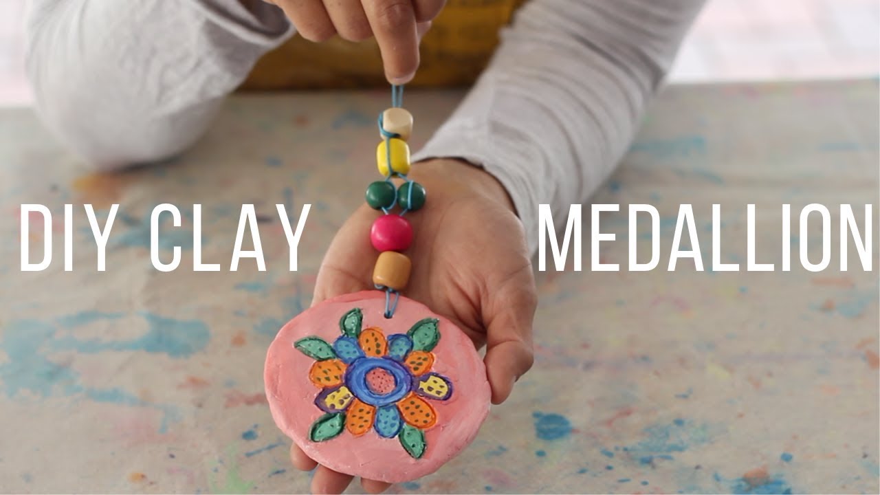 PACHIS ART STUDIO | DIY Air Dry Clay Medallion - YouTube