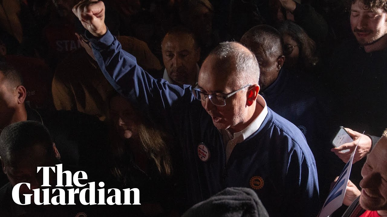 UAW union leader Shawn Fain, and Bernie Sanders speak at a rally in ...