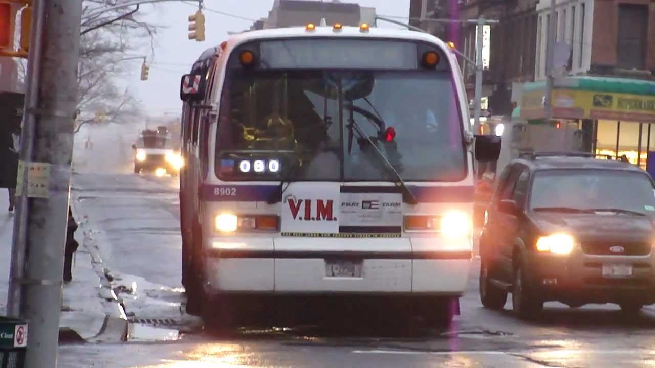 MTA NYCT Bus: 1996 Nova-RTS B44 Bus #8902 at Gates Ave-Nostrand Ave ...
