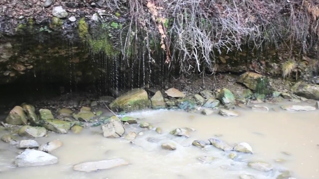 Dripping Rock Trail in Winter - YouTube