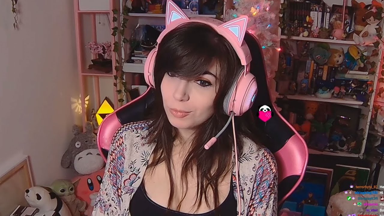 The Gamer Girl you all want me to be - YouTube