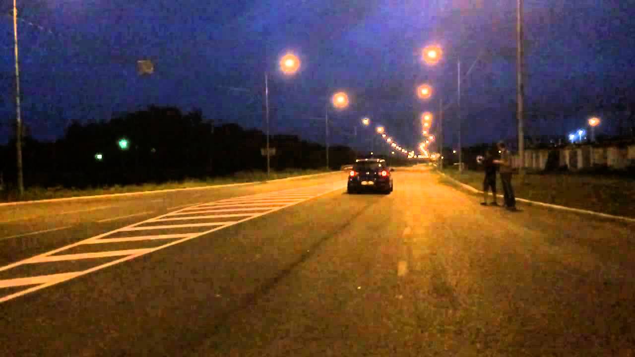 VW Golf V R32 Rotrex c30-94 supercharger launch start - YouTube