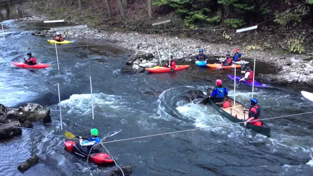 Matlock Bath River Derwent Kayaking - YouTube