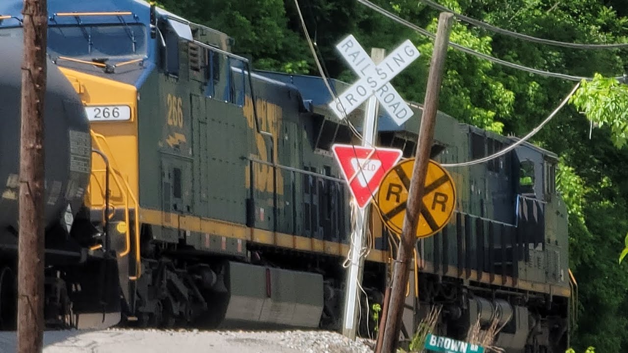 CSX Train stops in front of my house! CM44AC 7250 DPU ALRIGHT! - YouTube