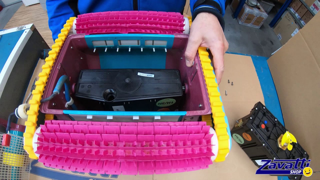 How to replace motor unit in your pool robot Dolphin Maytronics ...