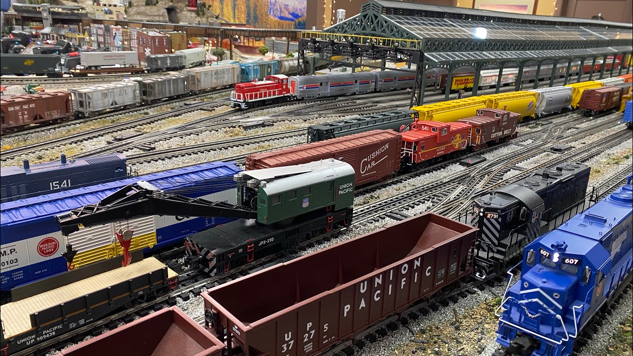 Running prototypical trains from the 70’s on a massive model train ...
