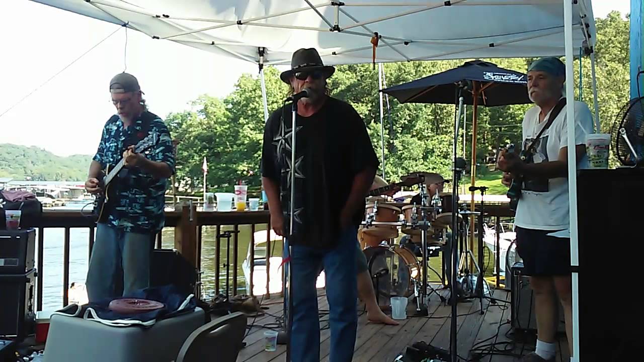 The Kaps and Stems Band - YouTube