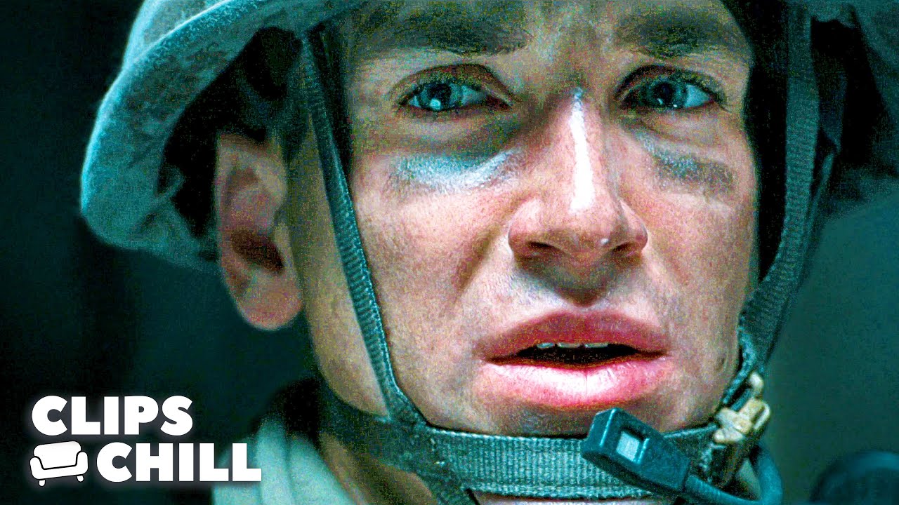 The Alien Autopsy | Battle: Los Angeles - YouTube