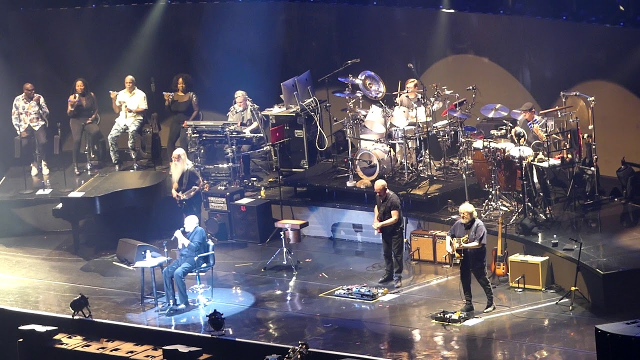 Phil Collins Performing Genesis Songs at Madison Square Garden - YouTube