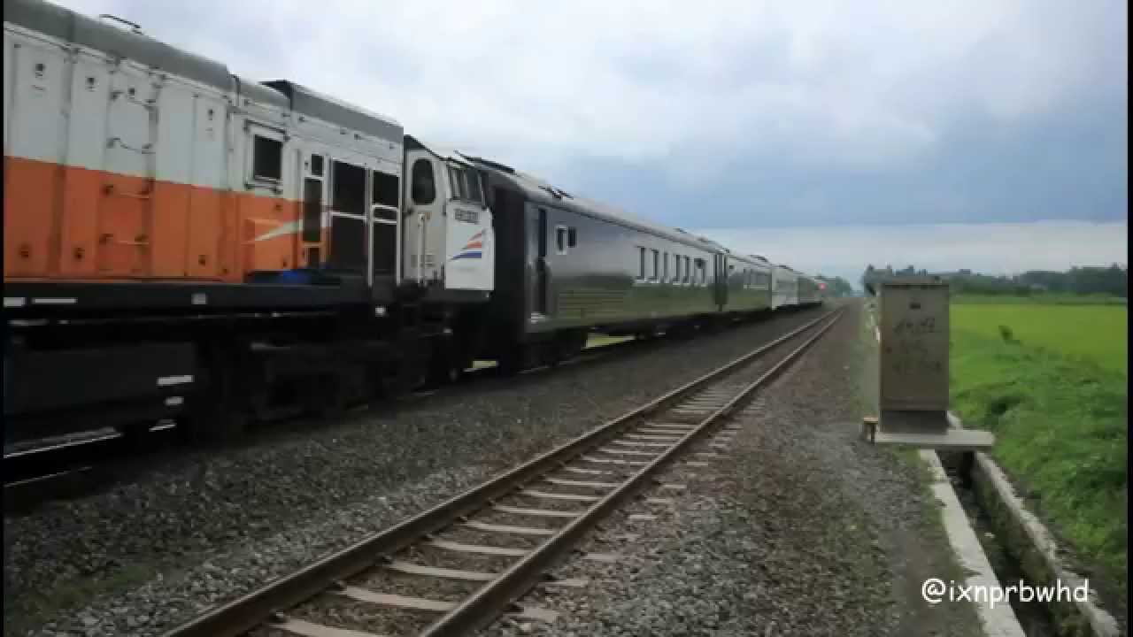 LANGKA KERETA API LUAR BIASA !!! KLB 10362 / KLB KERETA WISATA LG - YouTube