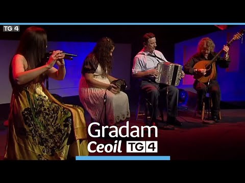 The Mulcahy Family & Cyril O'Donoghue | Gradam Ceoil TG4 2006