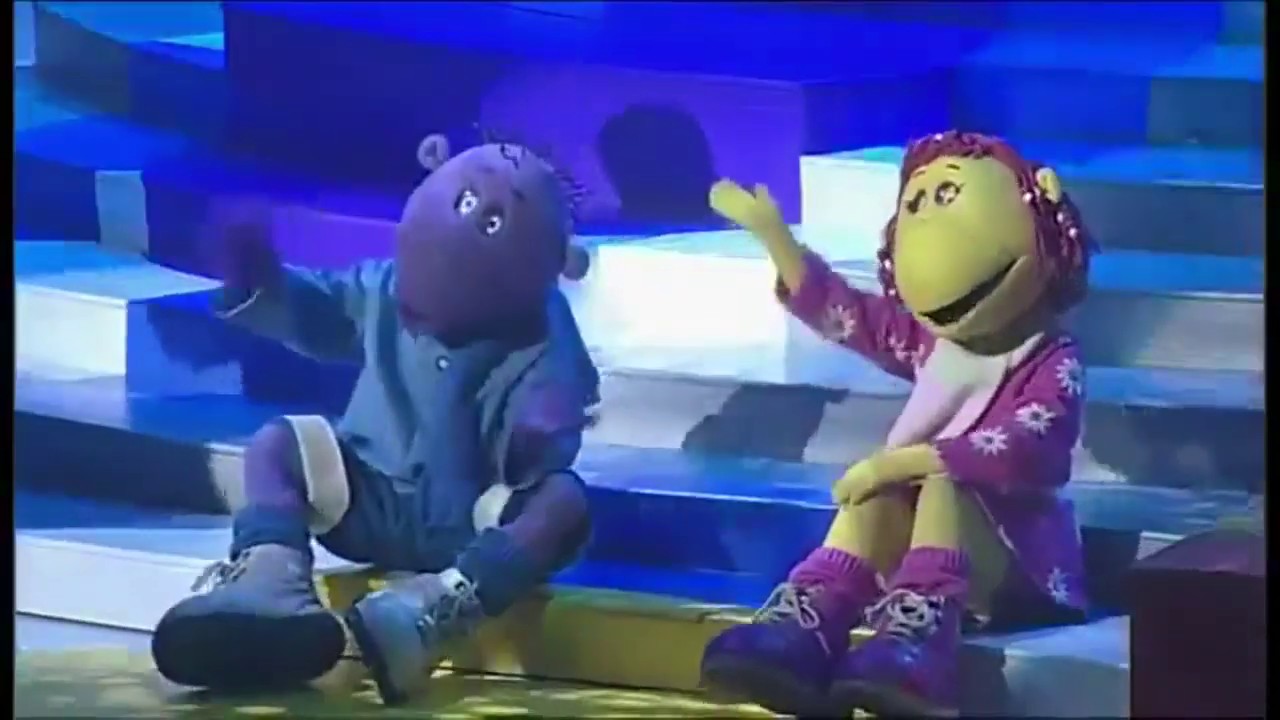 Tweenies - Five Little Snowmen (2002 Live) - YouTube
