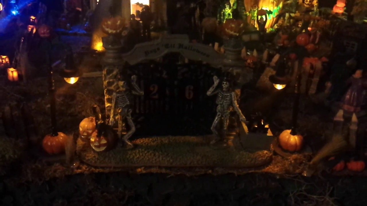 Lemax Spooky Town Halloween Village 2018 My Halloween village - YouTube