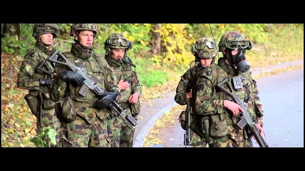 WK2013 / Inf Bat 70 - YouTube