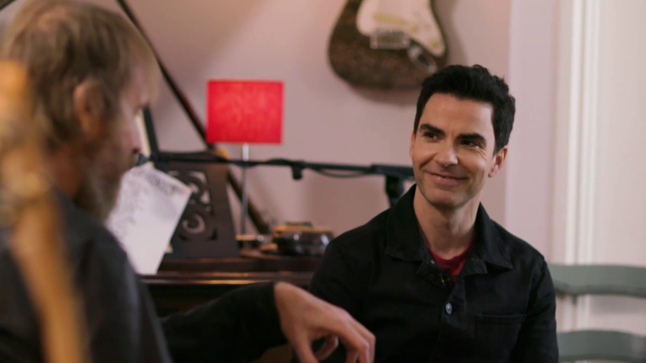 Kelly Jones & Rhys Ifans (In conversation...) Part 2 - YouTube