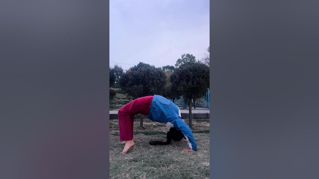 Flexing Her Body Gymnastic Music Beach Love Travel Life Exercise Fypシ Foryou Viral