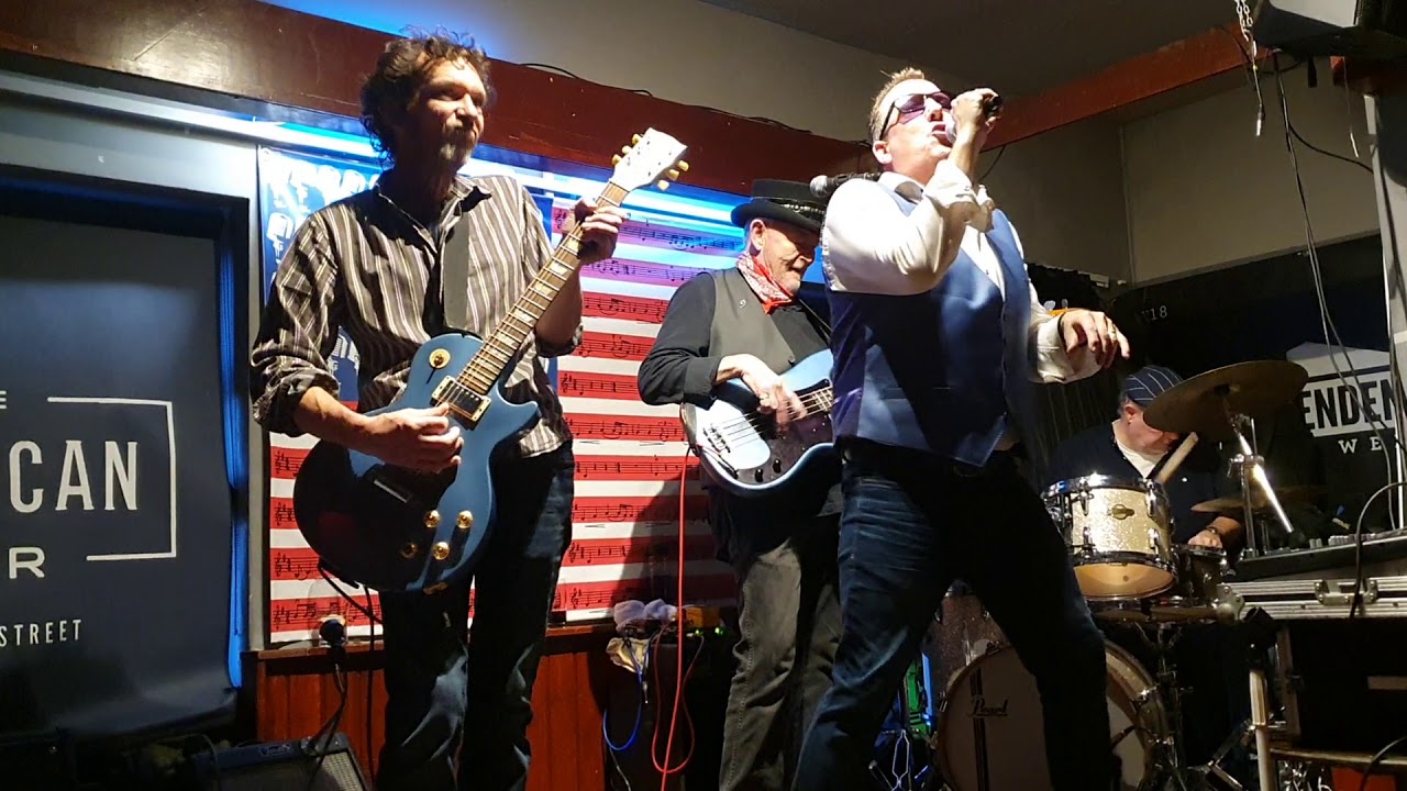 Lee Hedley Blues Band ....Come Together - YouTube