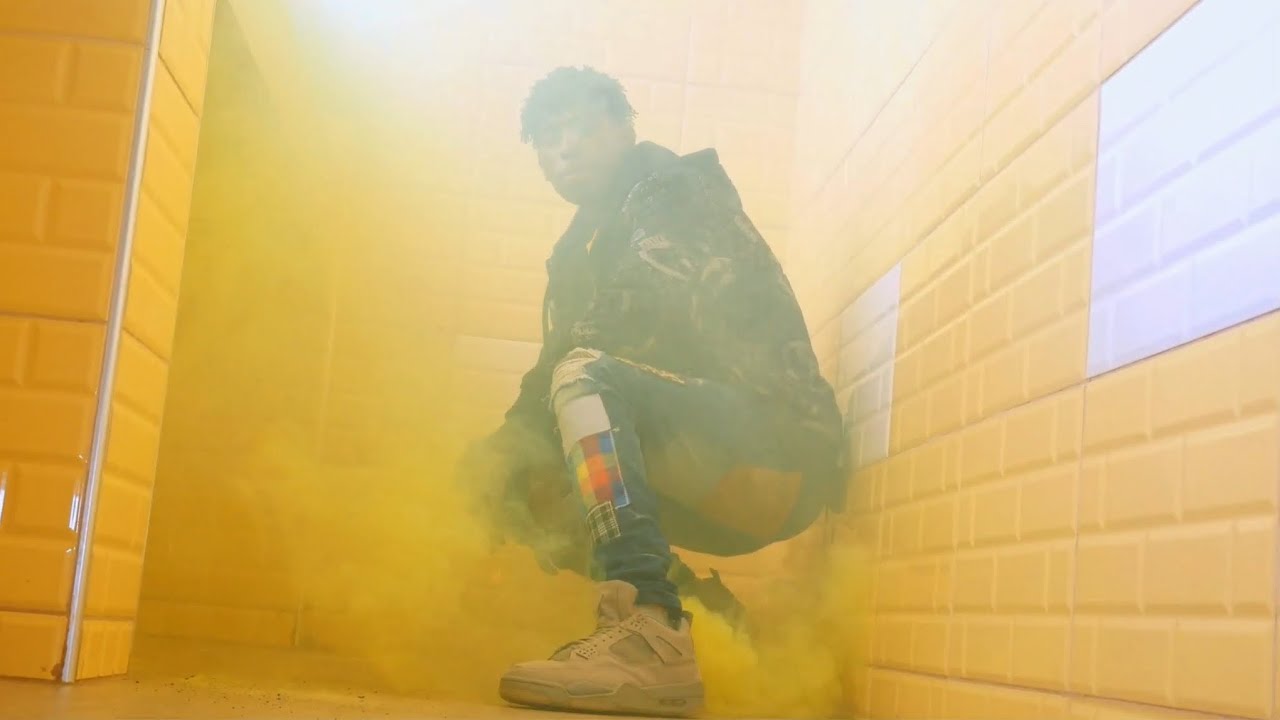 LEO LEO - Steenie Dee (Official Music Video) - YouTube
