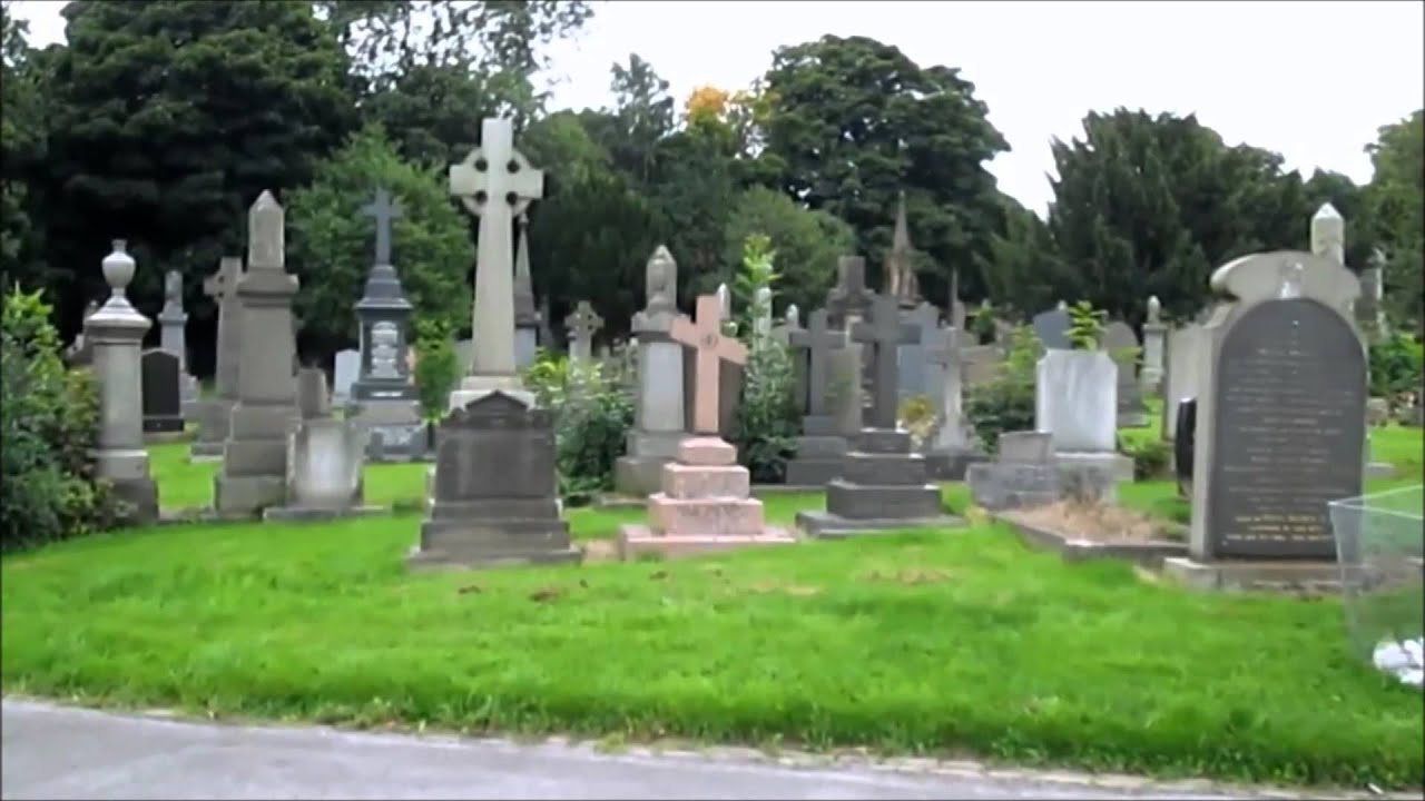 Scholemoor cemetery Bradford west yorkshire england - YouTube