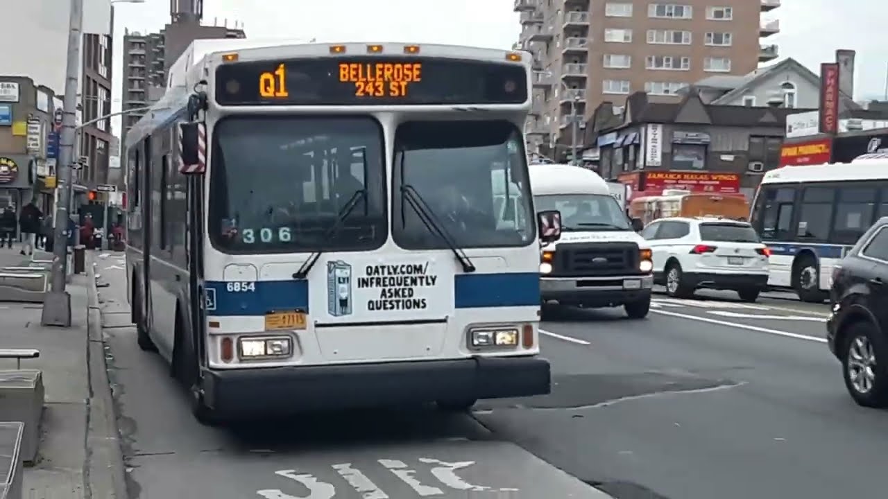 MTA NYC Bus 2007 Orion VII 2nd Generation Hybrid #6854 On The Q1 ...