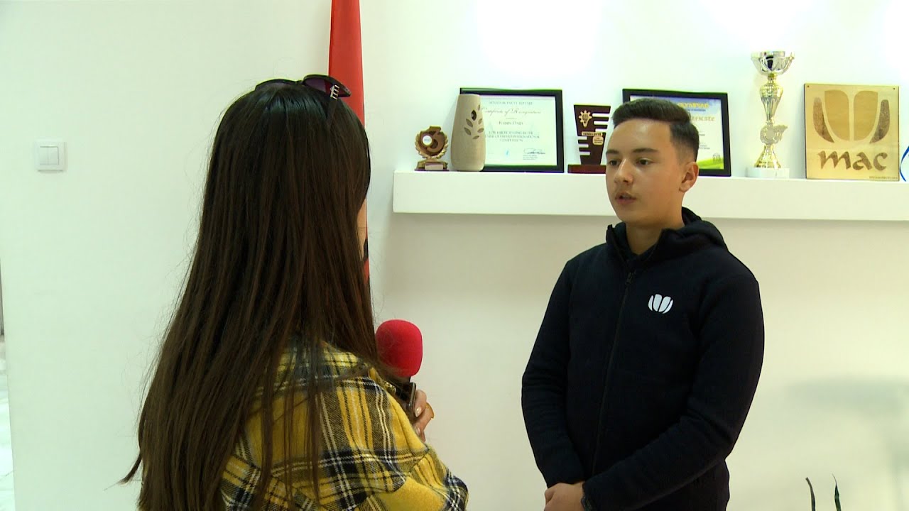 Shpendi Deva doli fitues në garat e institutit Atom - YouTube