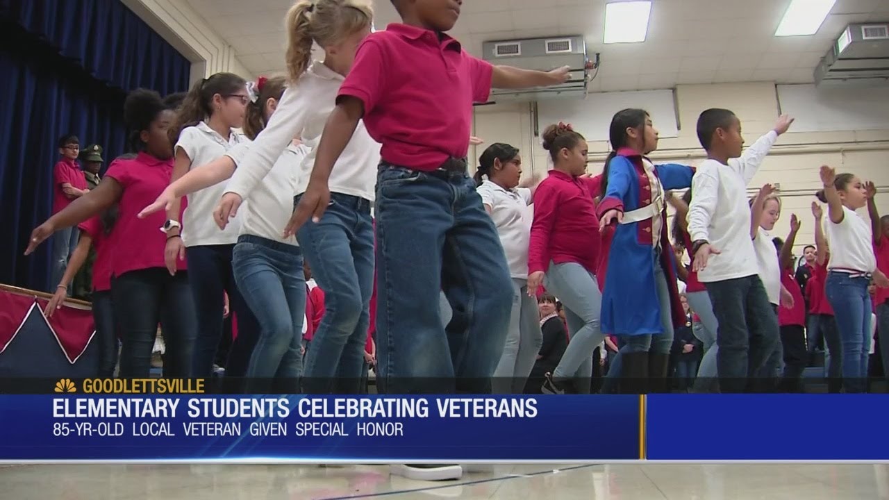 Elementary School Students Celebrate Veterans - YouTube