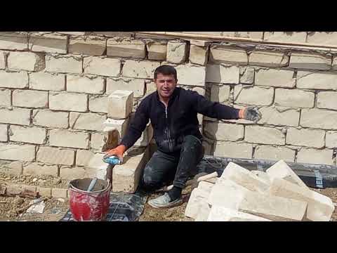 Horgude evin kuncu nece yigilir.Lacin usta Hokmeli