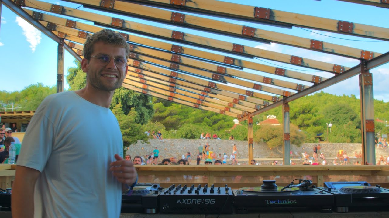 KRN | The MUDD Show x Dimensions - YouTube