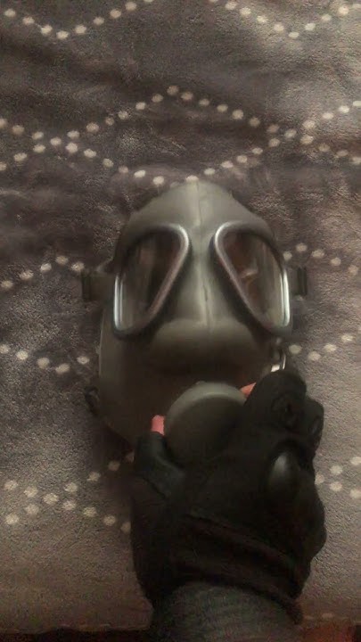 Finnish M61 V2 Gas Mask - YouTube