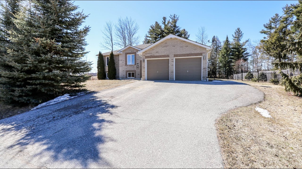 68 Princess Drive Video Tour NB - YouTube