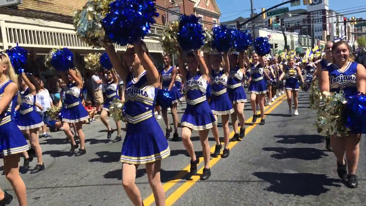 2015 GHS Poms City of Gaithersburg Labor Day Parade - YouTube