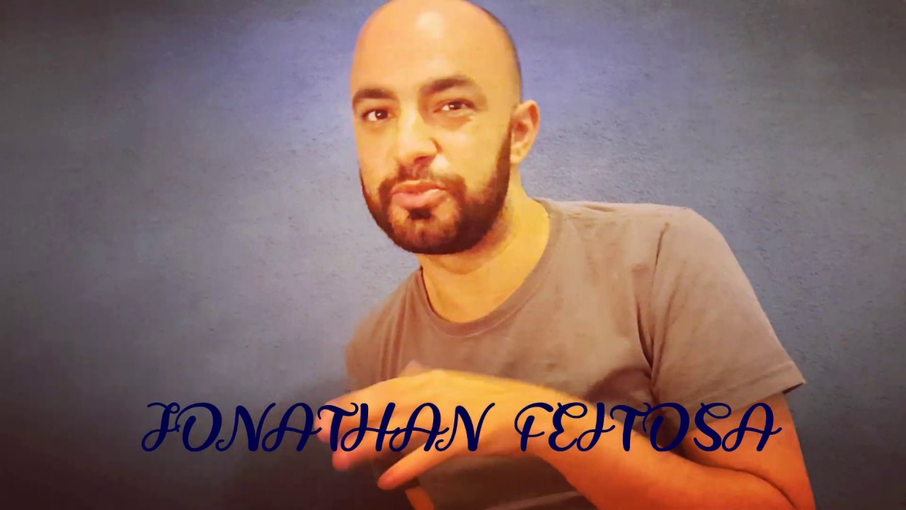 Primeira chamada do programa de estréia Hello Jonathan - YouTube