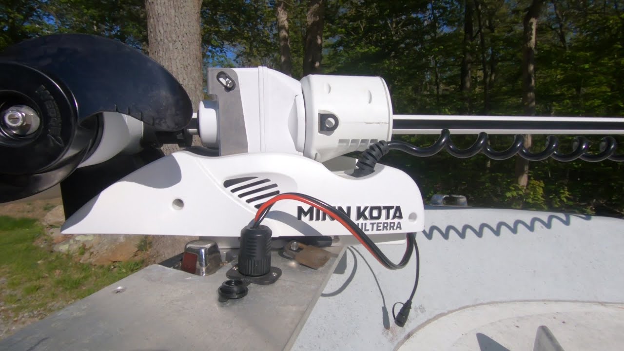 Minn Kota trolling motor mounted on a Maritime Skiff - YouTube