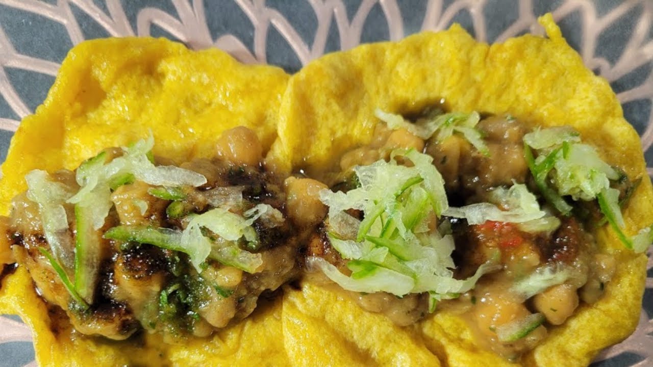 Making Doubles - A Street food - YouTube