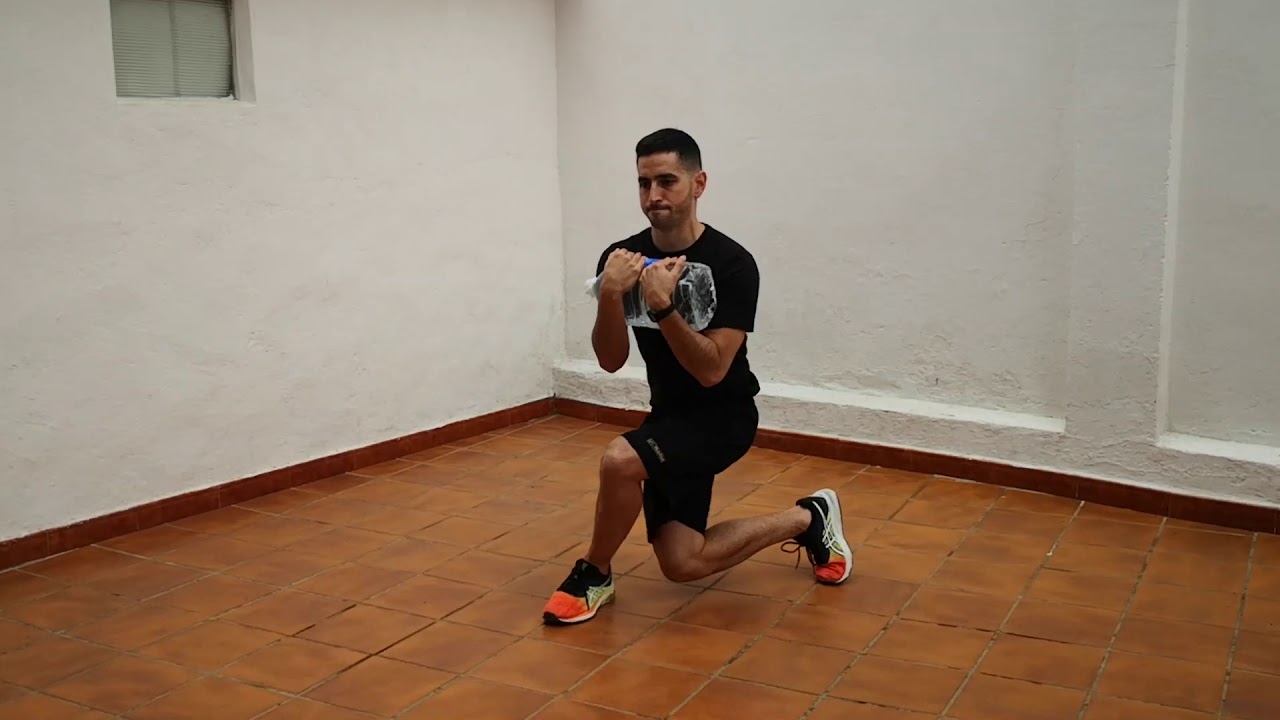 Zancadas cruzando con peso - YouTube