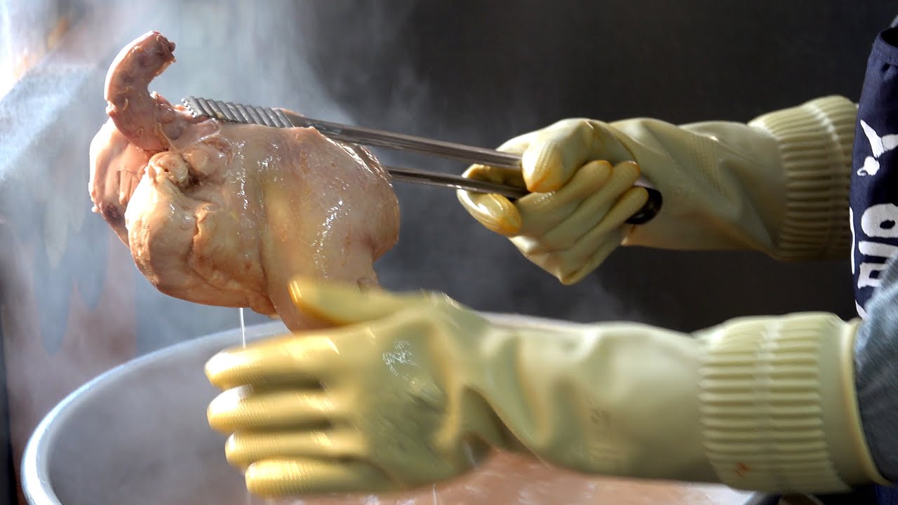 Powerful Chicken with a tonic - Korean food - YouTube