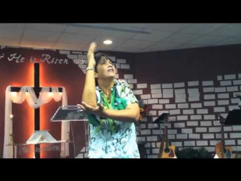 ASL (American Sign Language) Worship: Blessed Redeemer (Casting Crowns ...