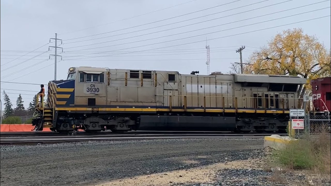 CN, CP and KCS! Awesome Lashup on CP 410 Entering CP Winnipeg Yard! (10/25/2023) - YouTube