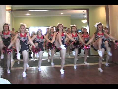 Ponca City Cheer Squad visit Renaissance Place - YouTube