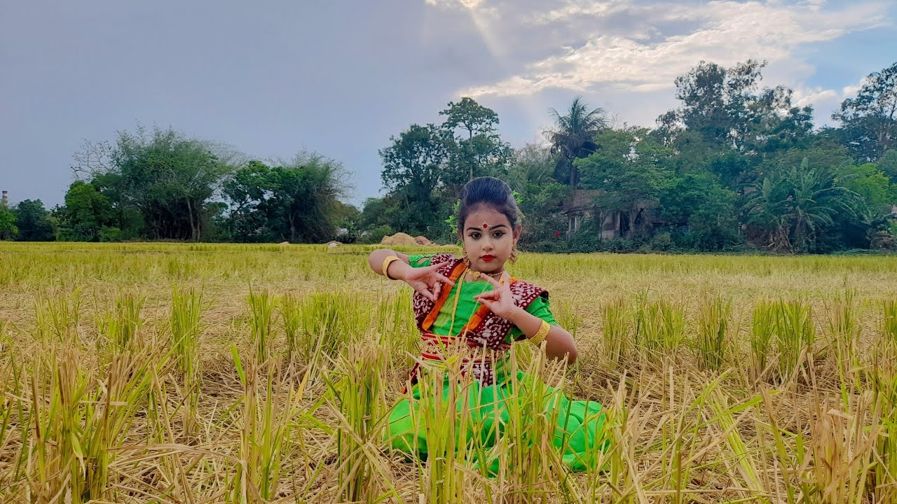 Aj e Dhaner khete/আজ ই ধানের ক্ষেতে/Rabindndra Nritya/Dance By Srishti ...