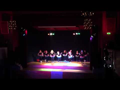 Mera Naam Chin chin chu DANCE by Bollywood Showgirls