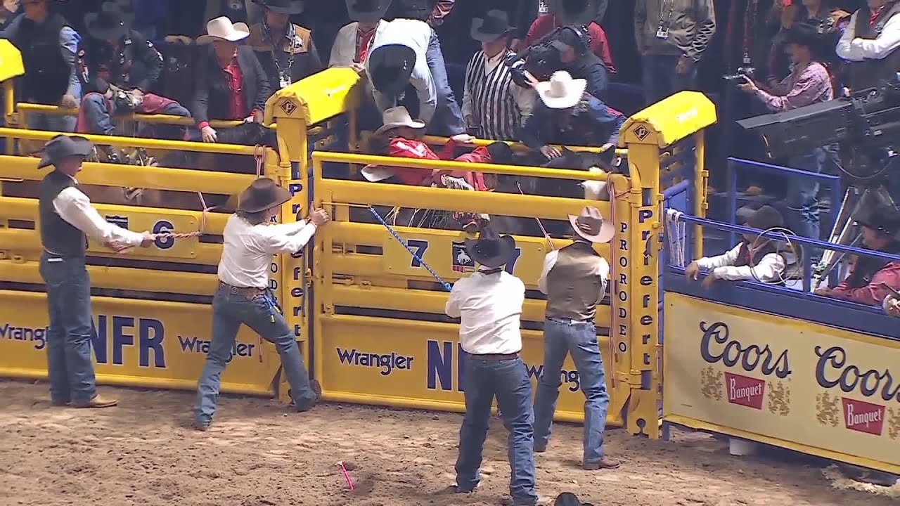 Stace Smith Pro Rodeo's Risky Business - YouTube